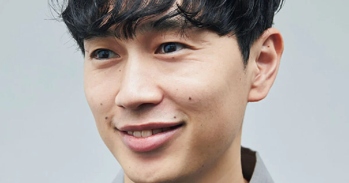 【Gallery】40代メンズヘア｜白髪、クセ毛… 悩みを解決する髪型BEST6 | UOMO