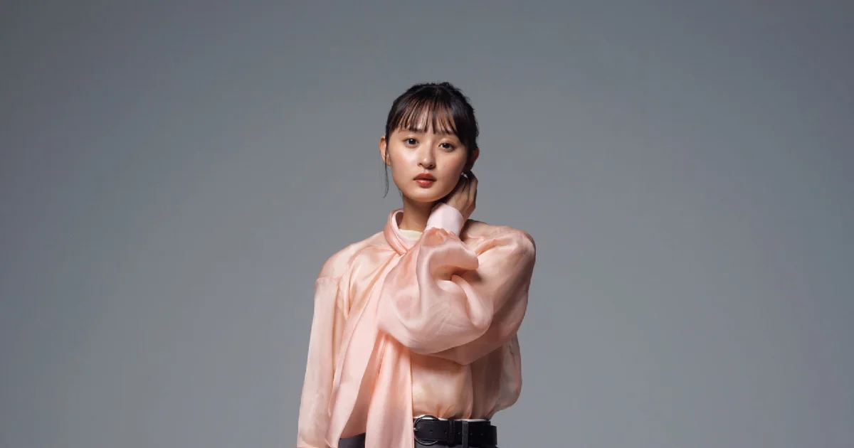 【Gallery】初写真集『可憐』発売。乃木坂46遠藤さくらが「最近変わった」本当の理由 | UOMO