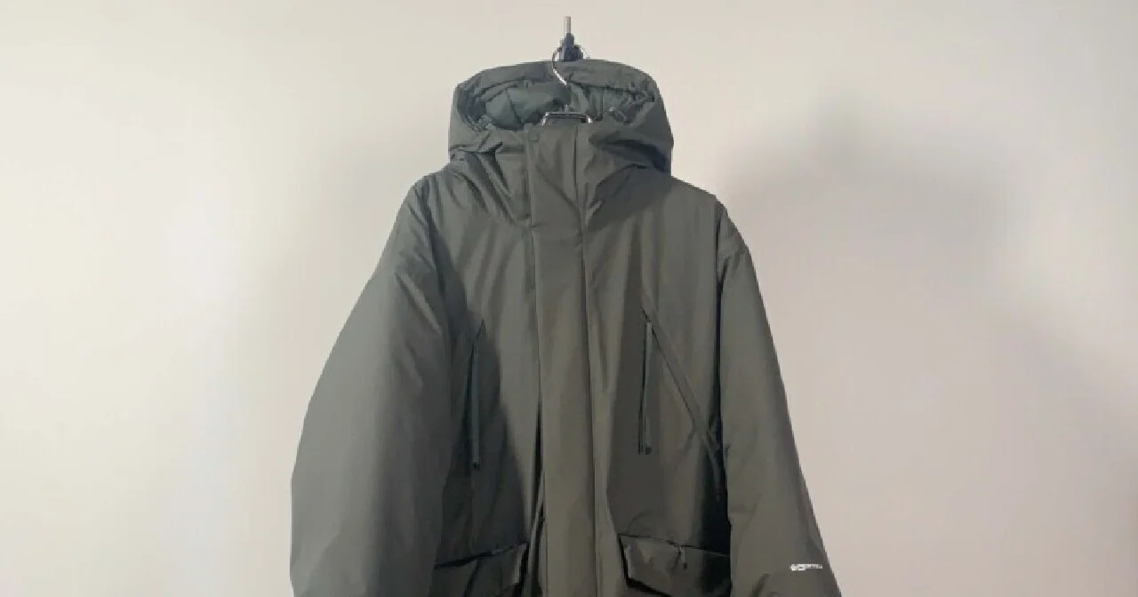 おしゃれな大人が「買ってよかった」HYKEの防水中綿ミリタリーコート | UOMO